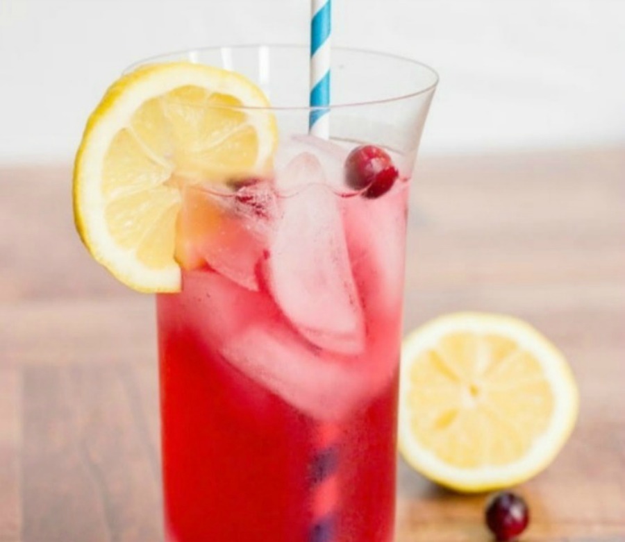 12 Cranberry Cocktails to Try this Fall - My Home and Travels