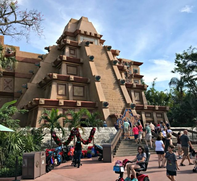 A Few Tips And Favorite Things For Visiting Epcot During Christmas - My ...